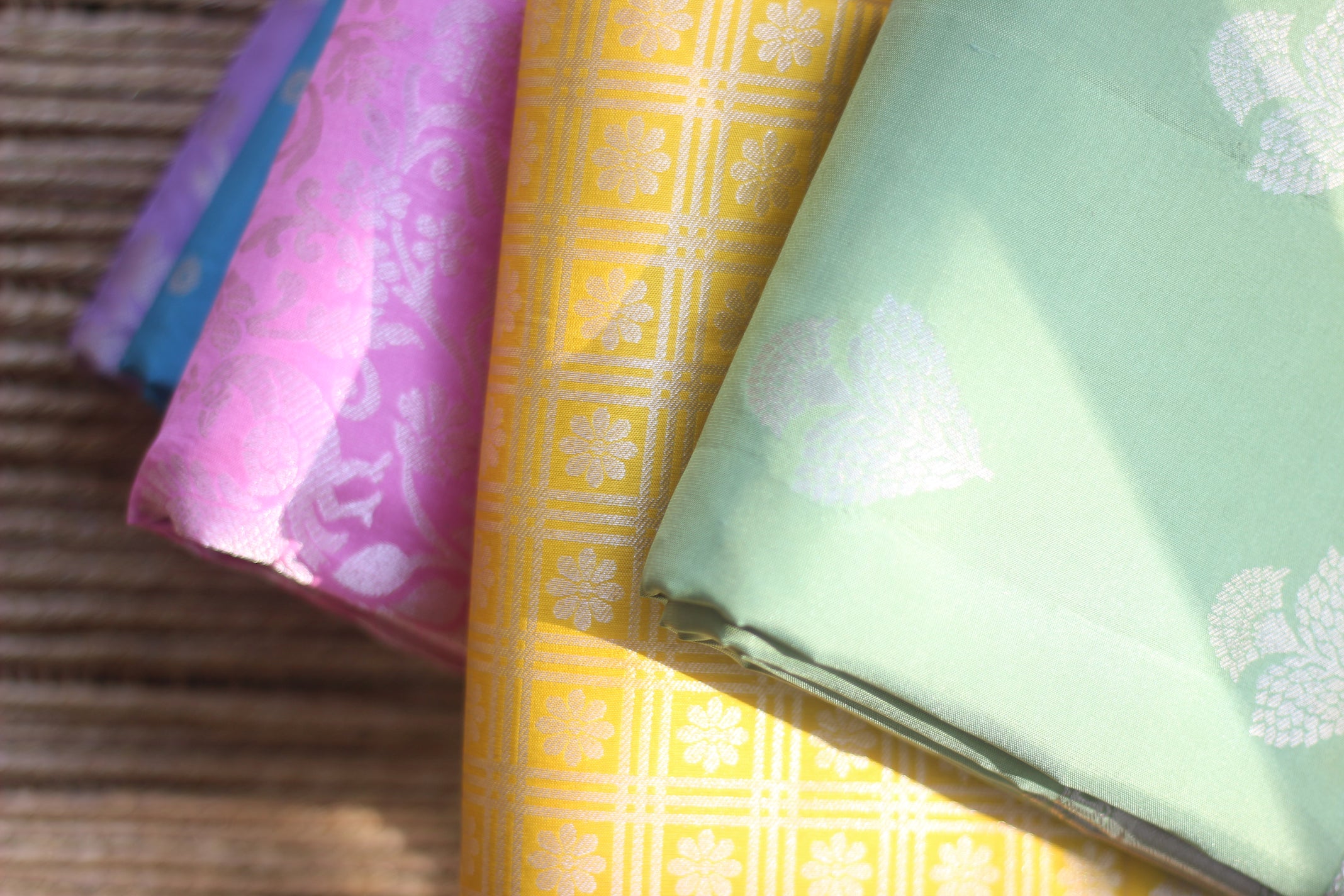 Nakavindhini Silk – nakavindhini