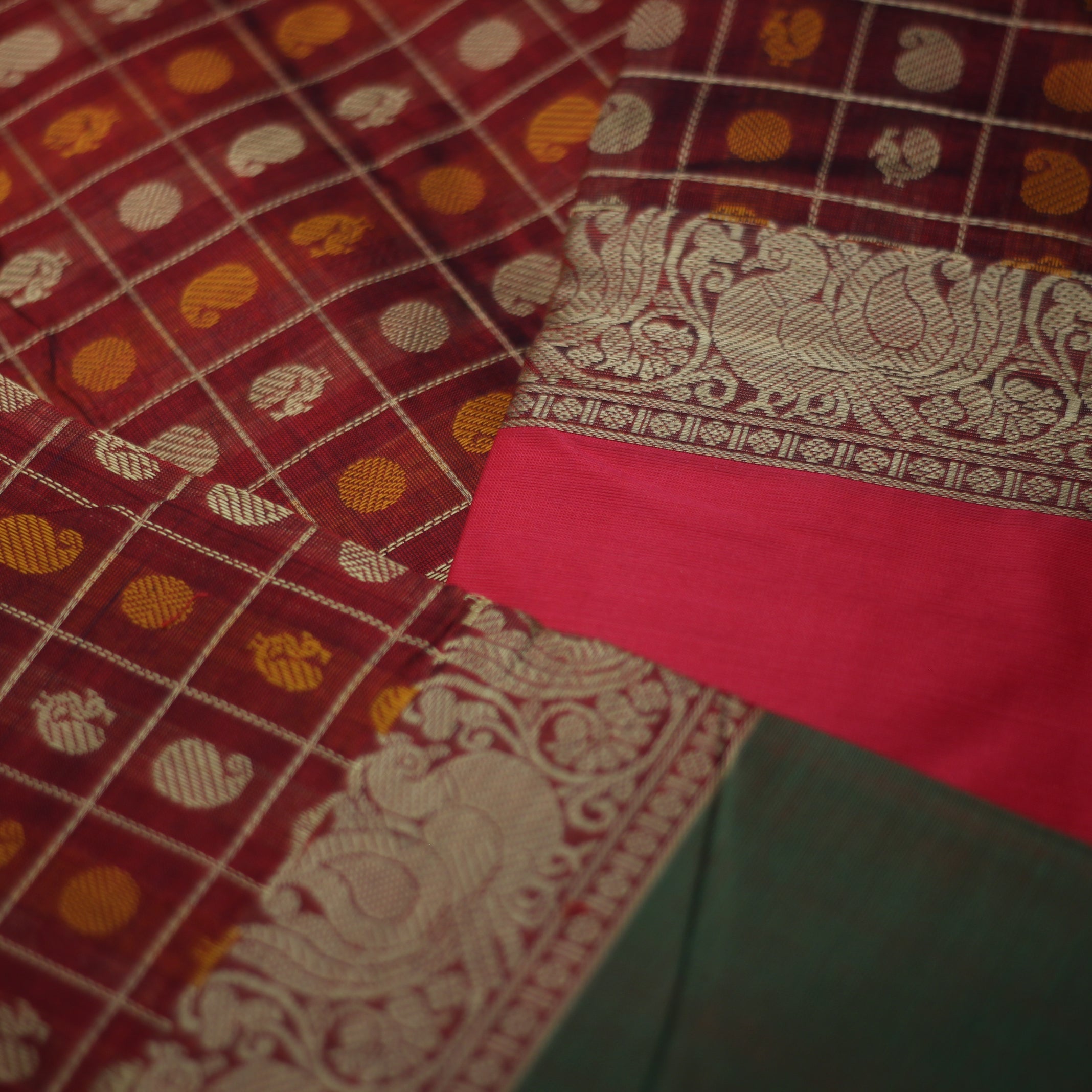Nakavindhini Silk – nakavindhini